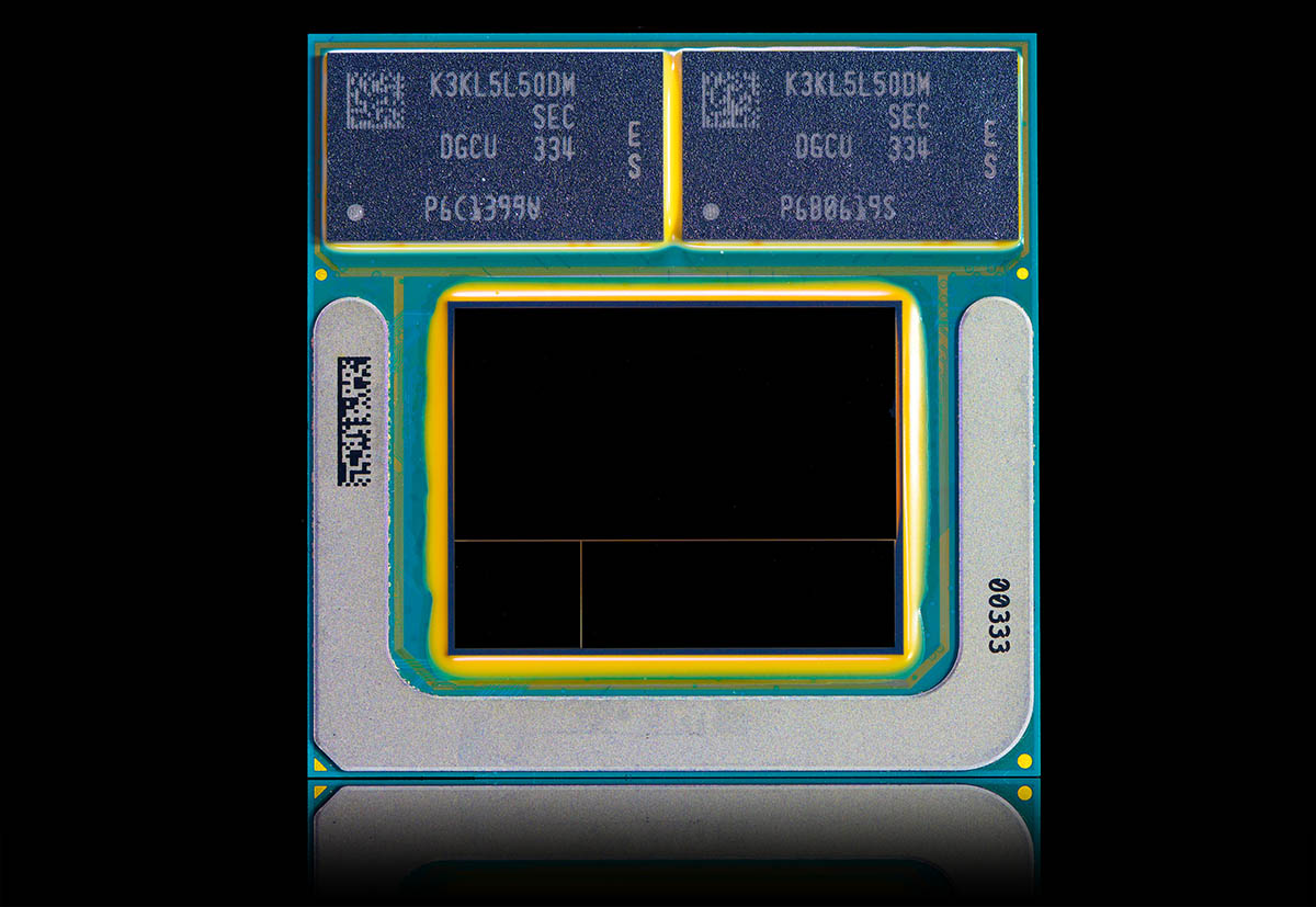 Intel Core Ultra 9 288Vがベンチマーク初登場、シングルコア性能でRyzen AI 9 HX 370を上回る